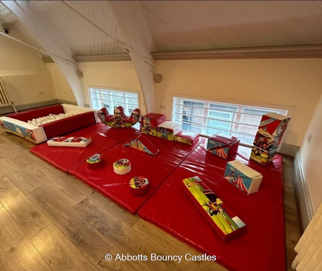 Roll Up! Roll Up!!! - Bouncy Castle, Disco Dome, Soft Play, Slides ...